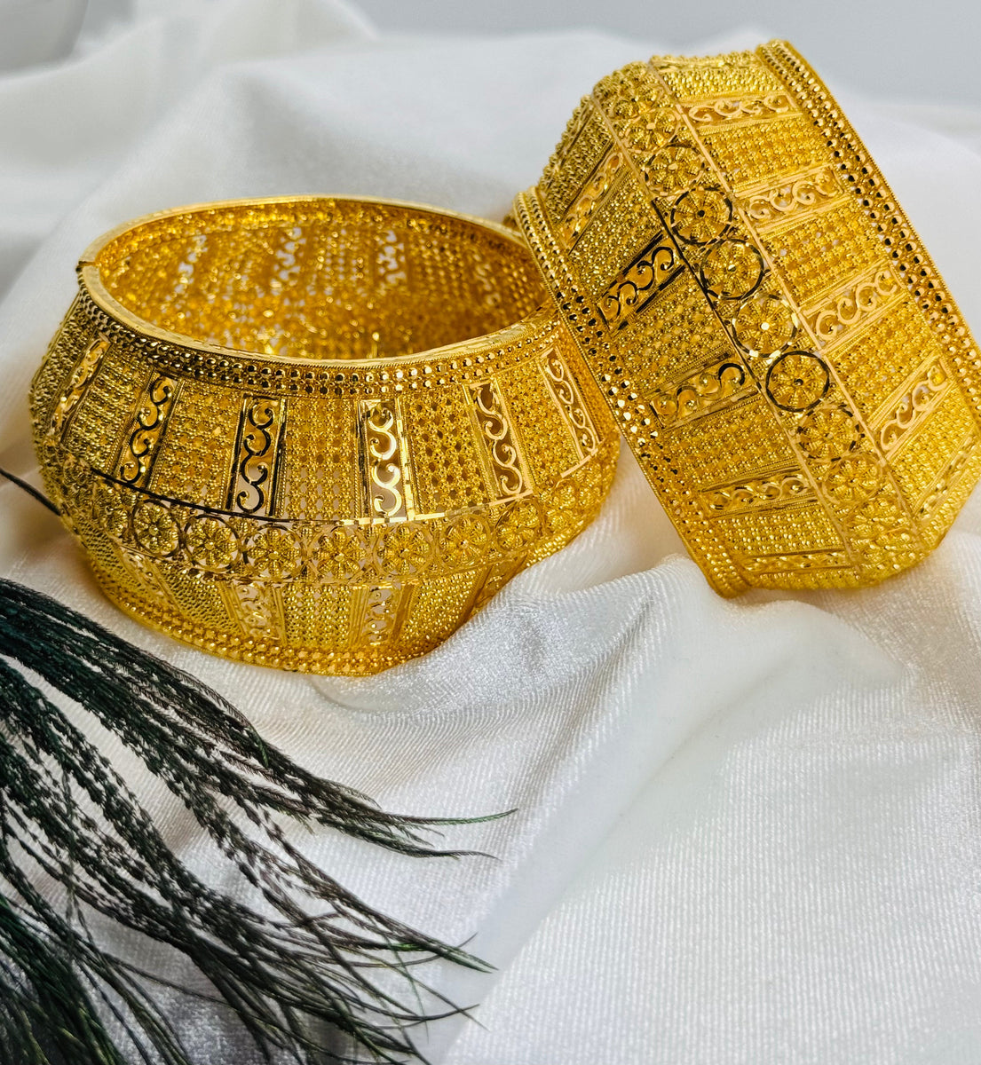 Extra Wide Bangles | Royal Dubai Jewellers