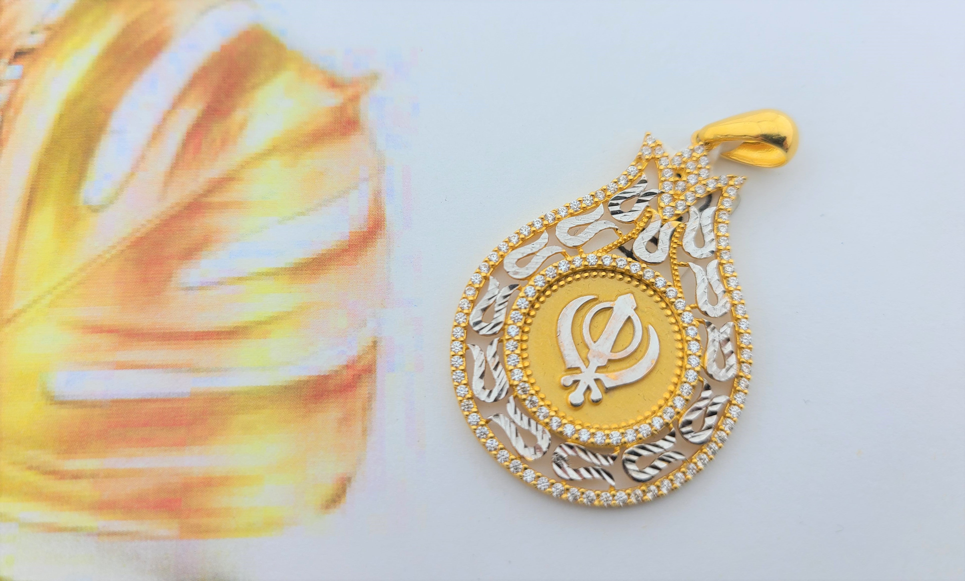 Sikh Pendants – Royal Dubai Jewellers