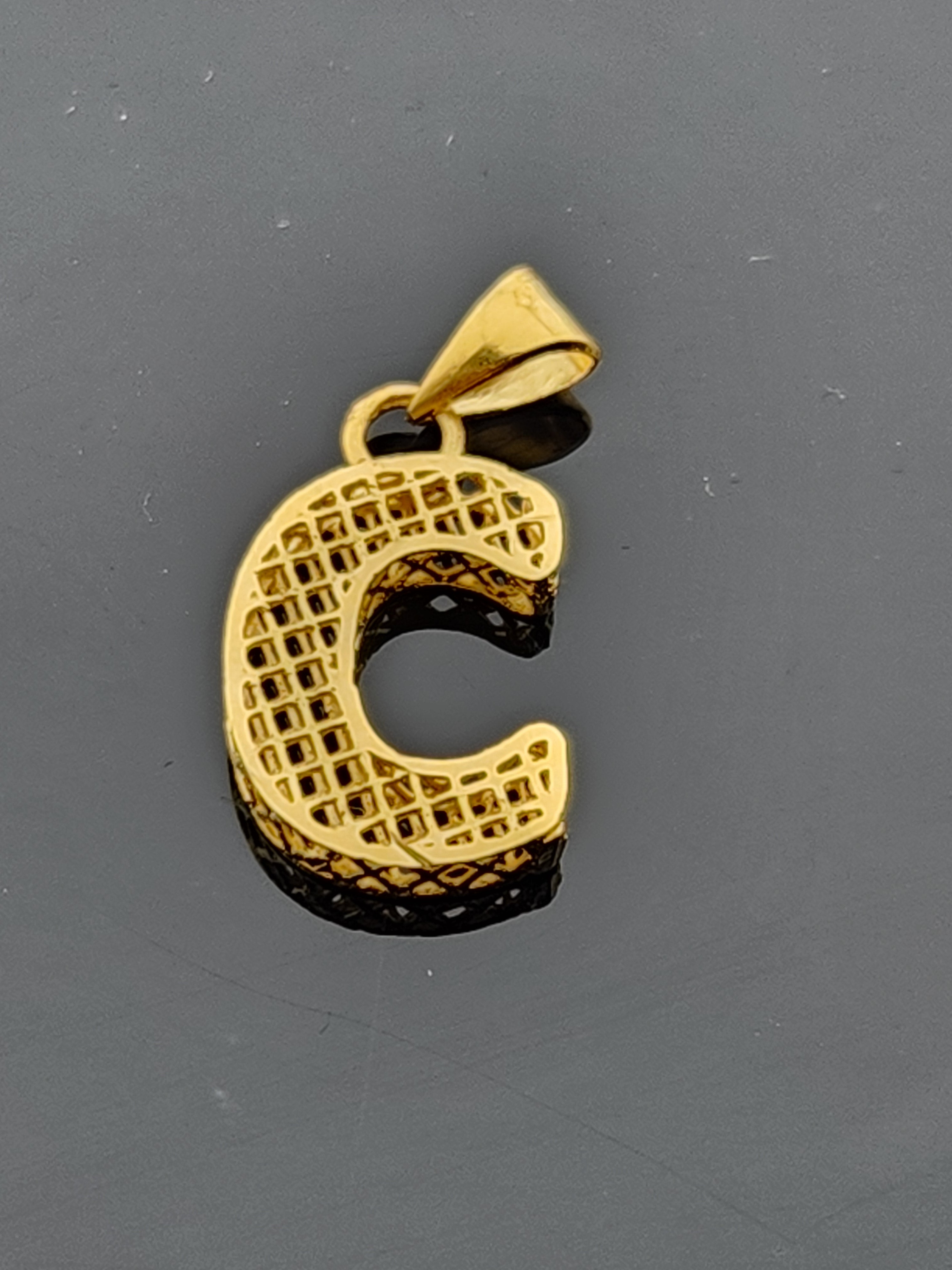 22K Solid Gold Letter Pendant P1662 – Royal Dubai Jewellers