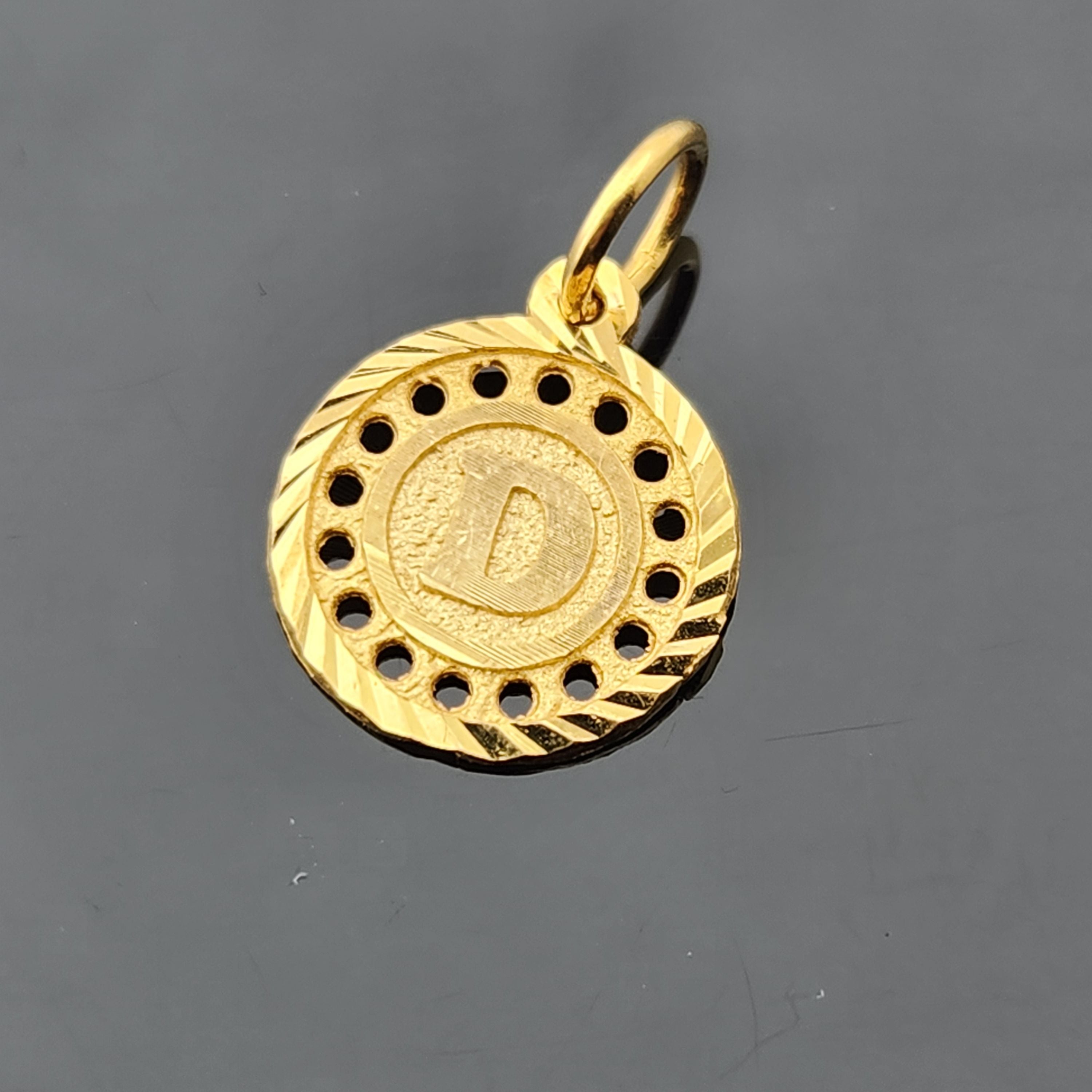 22K Solid Gold Letter Pendant P1697 – Royal Dubai Jewellers